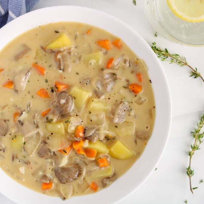 Creamy Italian Oyster Mushroom Soup | Steel Ridge Farm 🍄